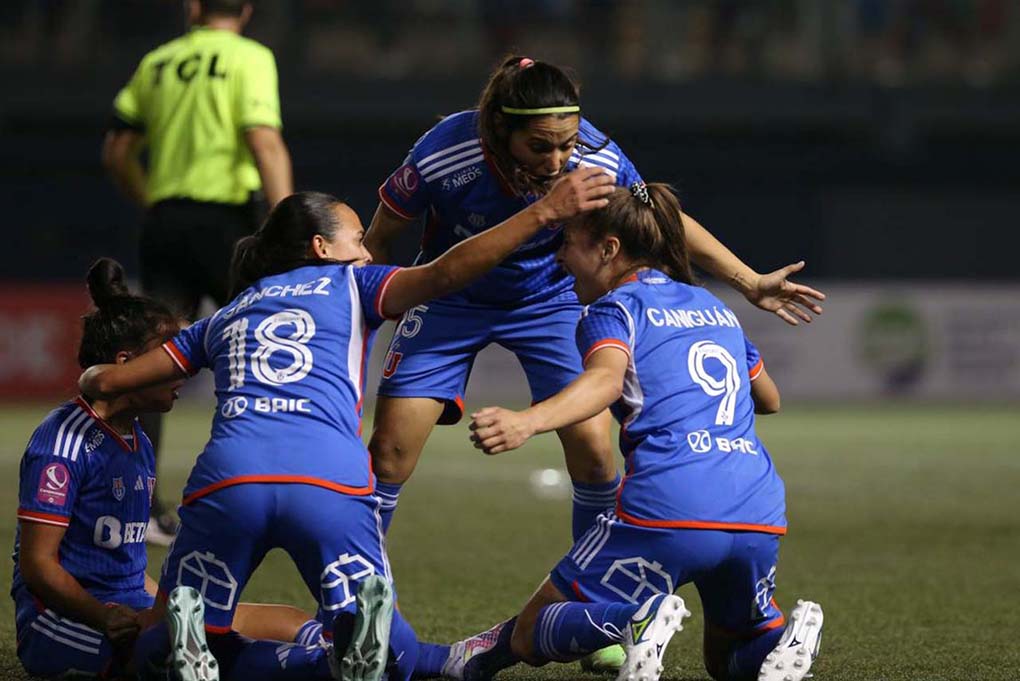El Chile 2 en la Copa Libertadores es para Las Leonas azules ...